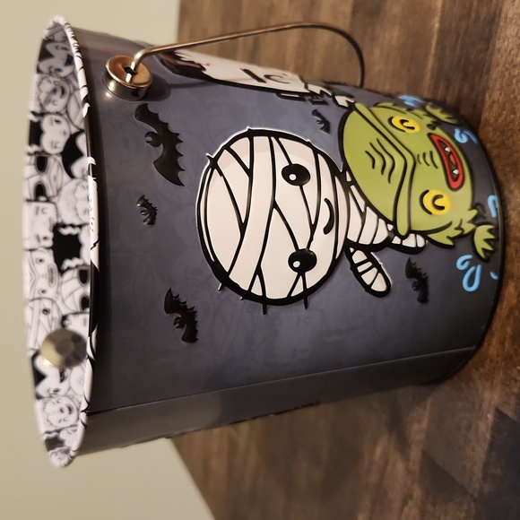 Universal Studio | Other | Amc Universal Studios Monster Popcorn Bucket ...